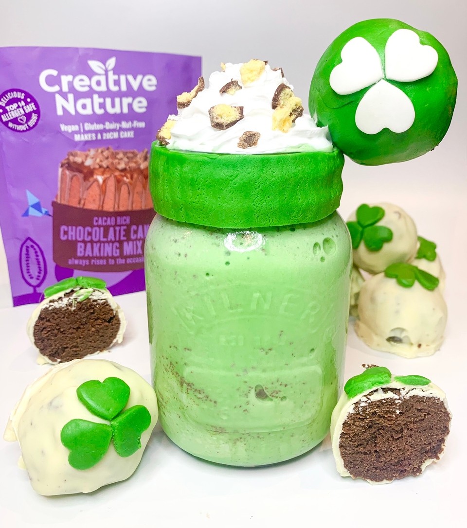 Freakshake and Cake pops - Creative Nature Superfoods